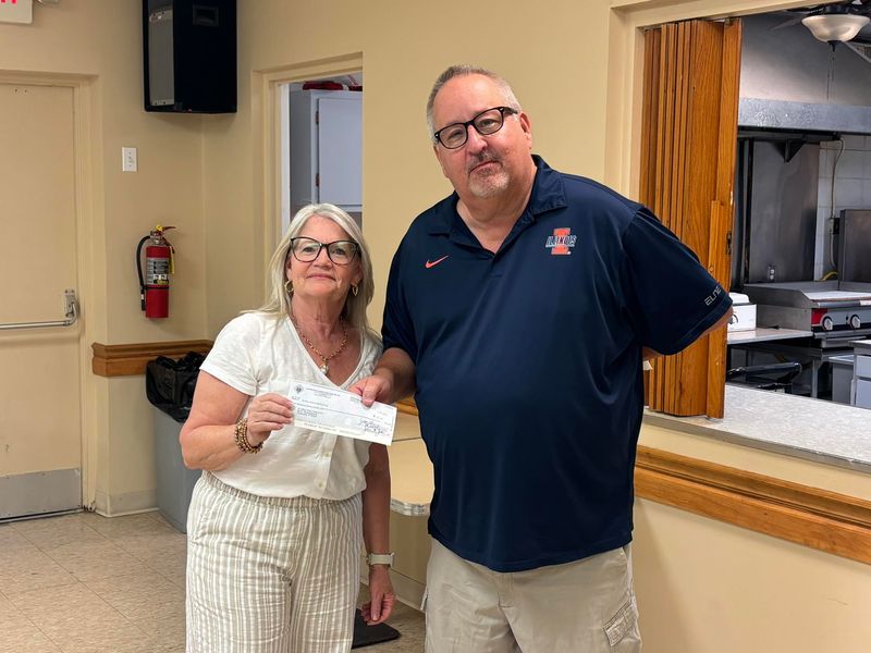 Tootsie Roll Drive Raises Over $3,000 for Taylorville Special Educatio...