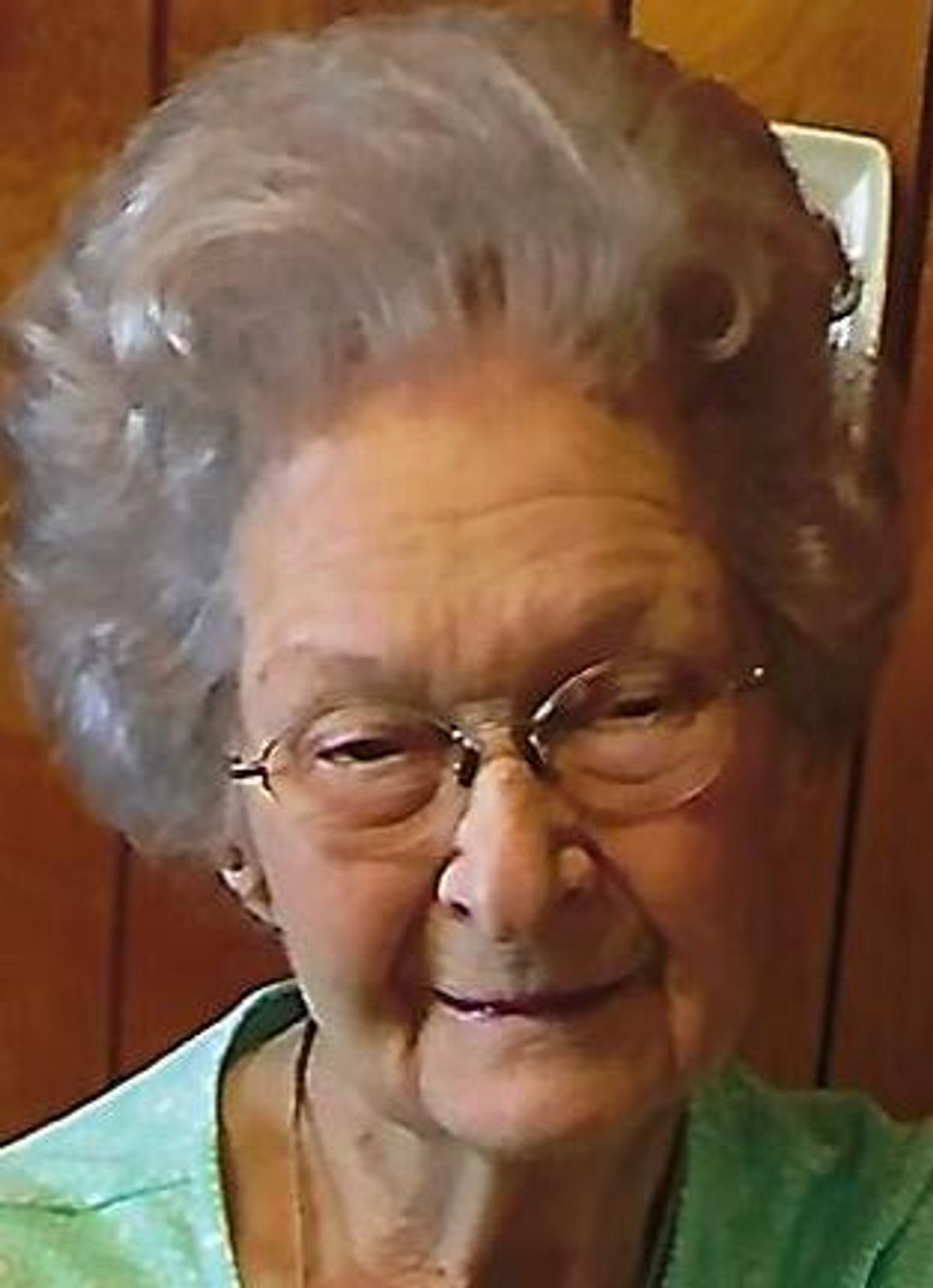 Myrtle Mae Pevey Graves