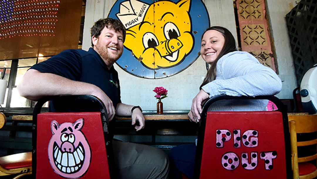 Pig Out Inn celebrates 30 years of 'swine dining'