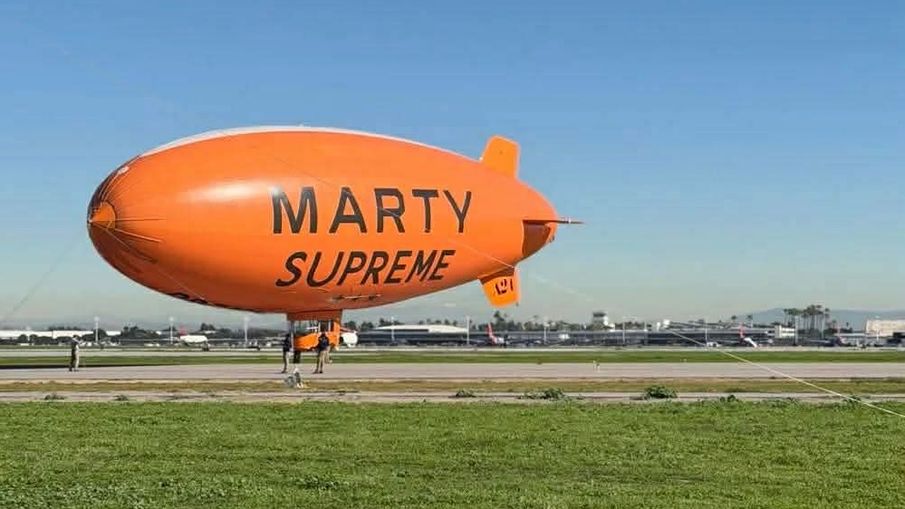 'Marty Supreme' promotional blimp making a New Year's Eve Natchez flyo...