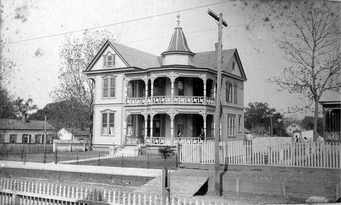 Looking back: Queen Anne style house, early 1900s
