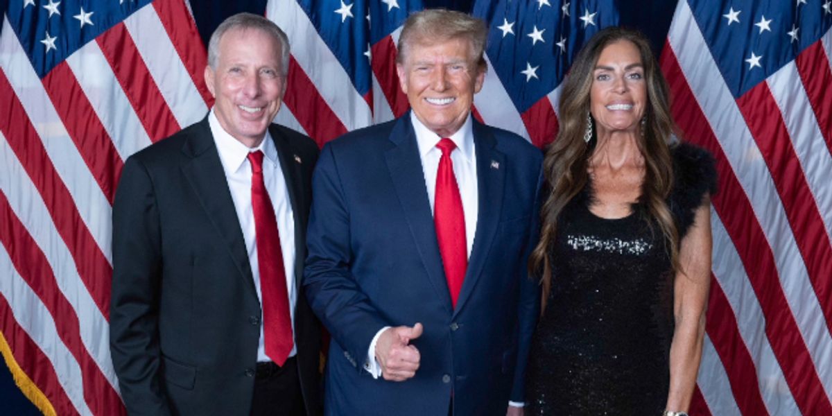 County Supervisor Kevin Wilson and wife meet former Presiden...