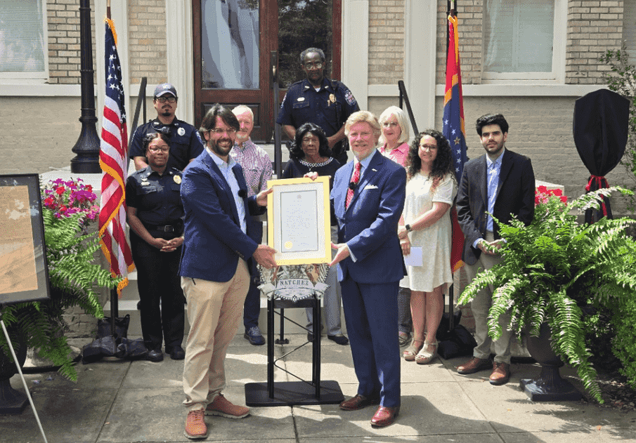 Mayor, preservation leaders celebrate 75 years of Natchez hi...