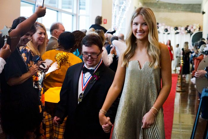 BRIGHTEST SMILES: Happiness fills Vidalia Convention Center at annual ...