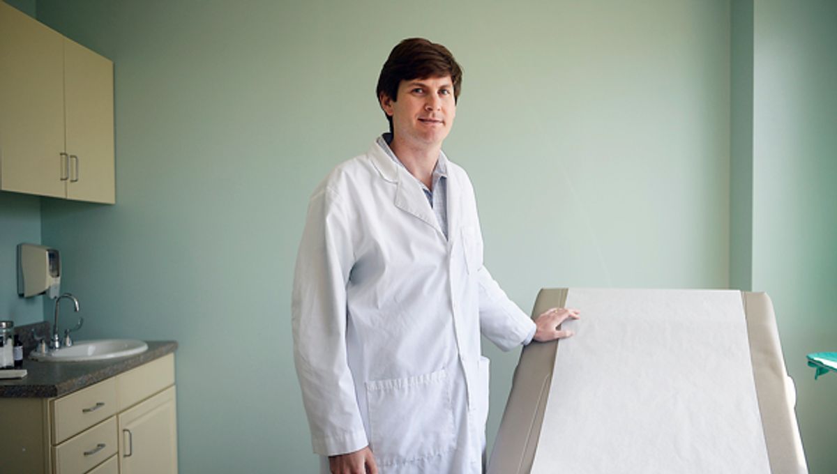 Coming back home: Martin begins working as Merit Health Natchez surgeo...