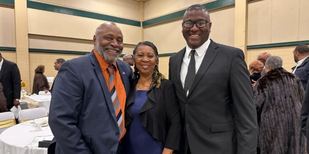 Davis wins another term as city's Ward 5 alderman