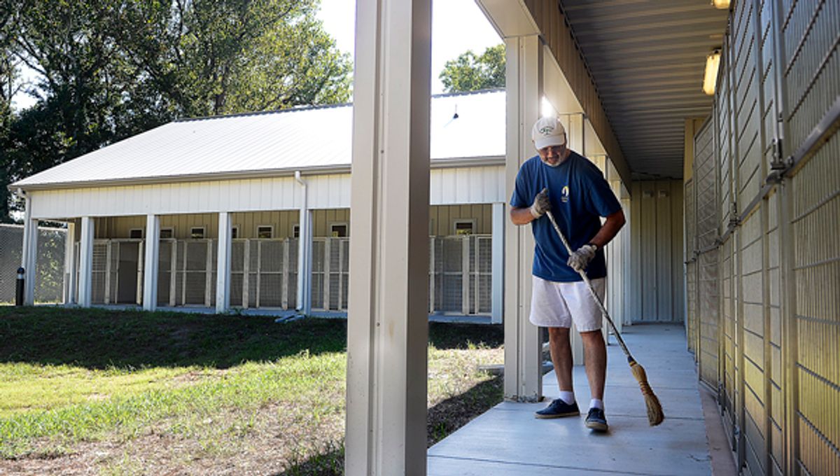 Natchez-Adams Humane Society opens new shelter