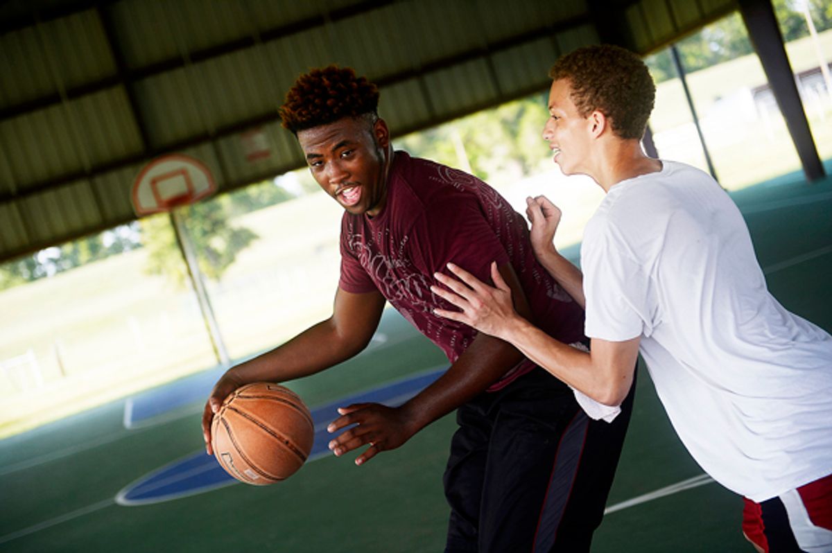 Feature photo: Basketball players beat the heat