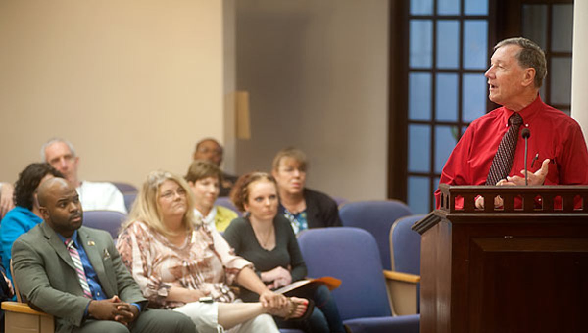Earlier closing time, other issues brought up at Dimples meeting