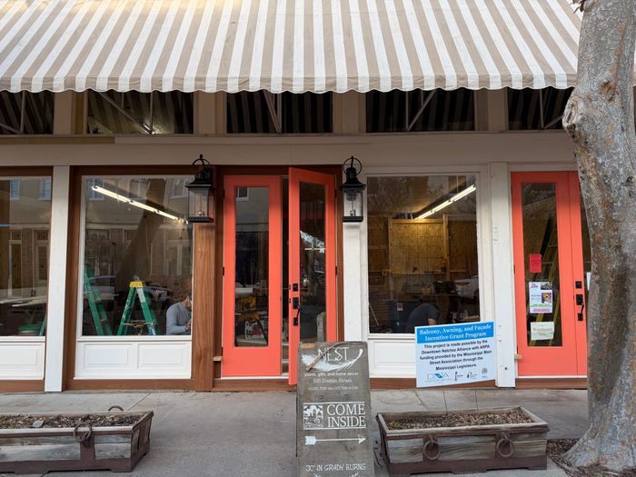 New downtown Natchez business façades taking shape as part of ARPA gra...