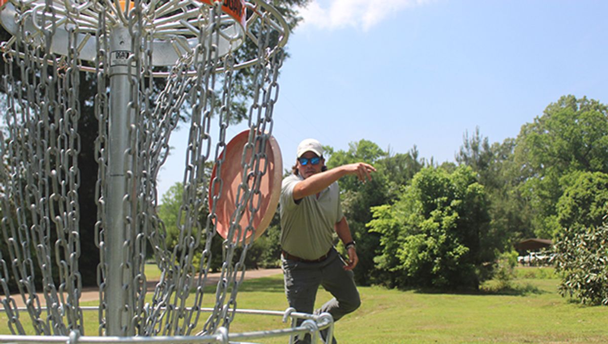 COME PLAY: Natchez to host Bluff City Open disc golf tournam...