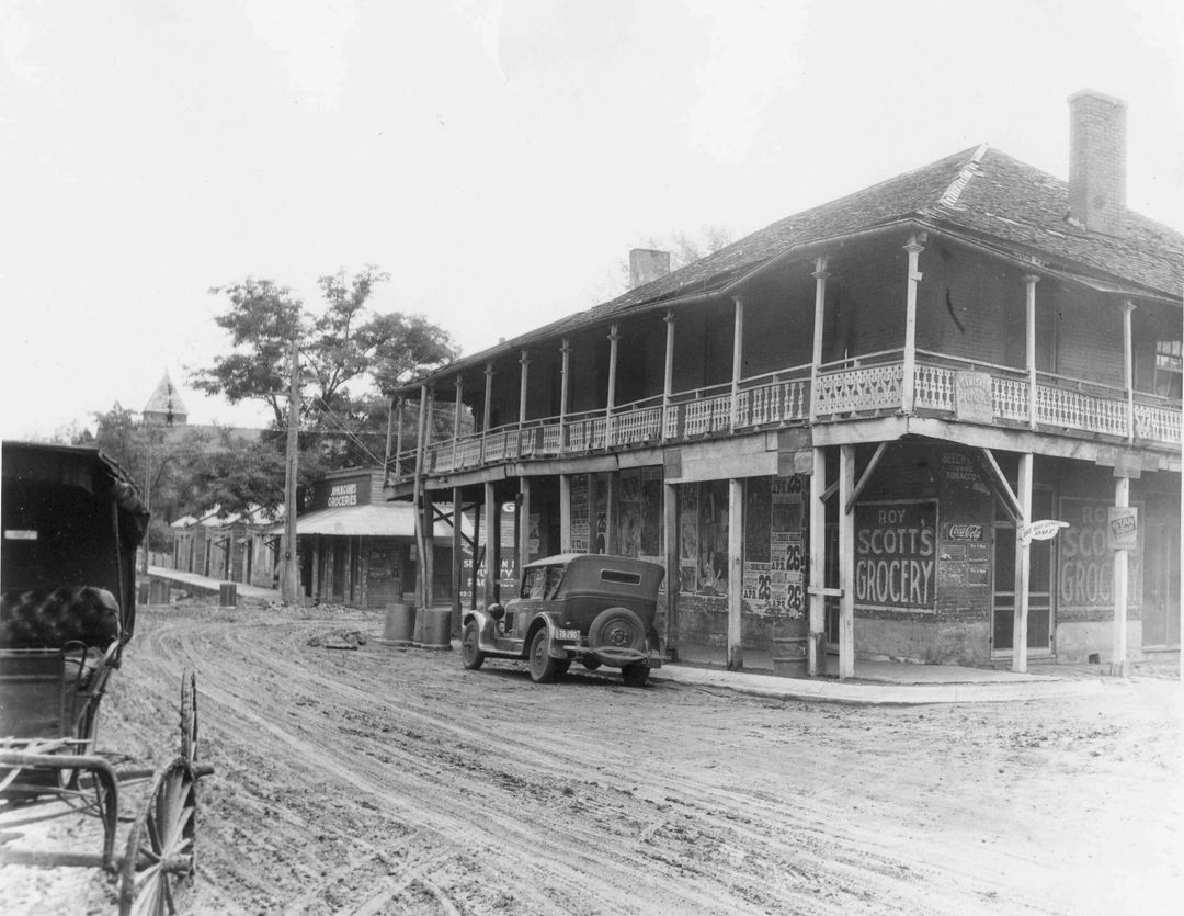 Looking back: Roy Scott's Grocery