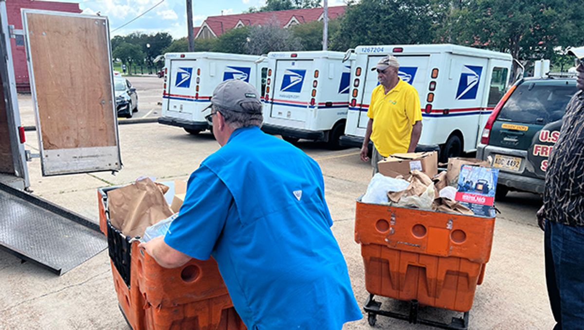 STAMP OUT HUNGER: Natchez postal workers collect food at mailboxes to ...