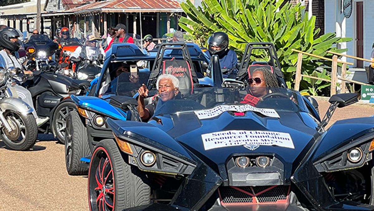 GALLERY: Motorcycle fundraiser draws hundreds