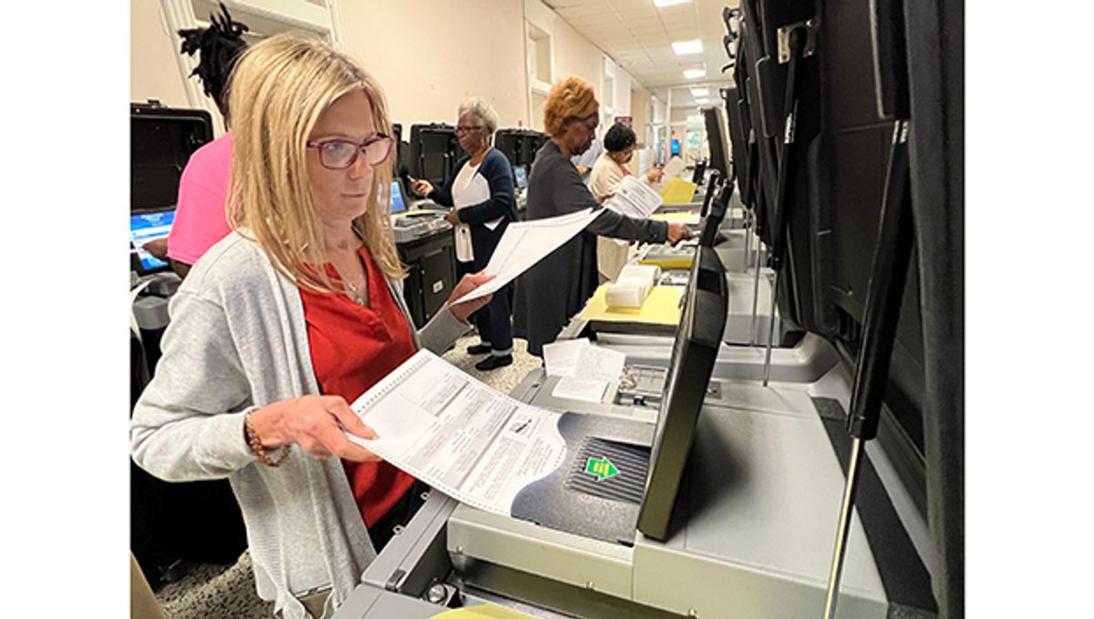 BACK TO PAPER: New voting machines require paper ballots