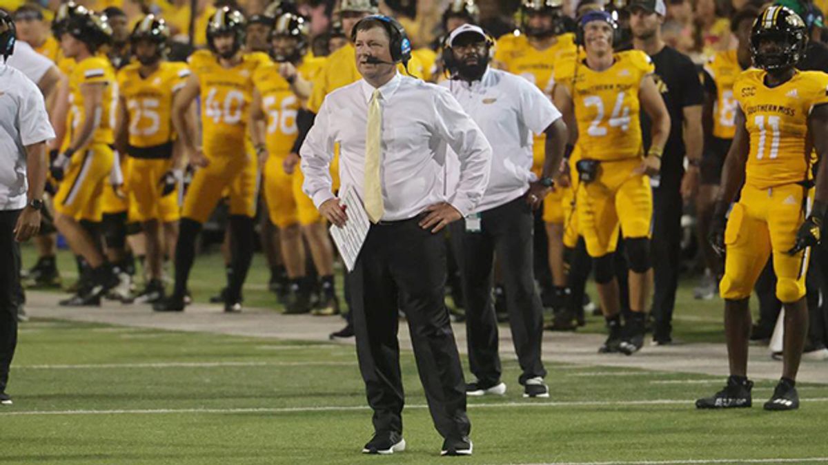 Hall gives nod to freshman tackle Barnes, 'he has a lot of p...