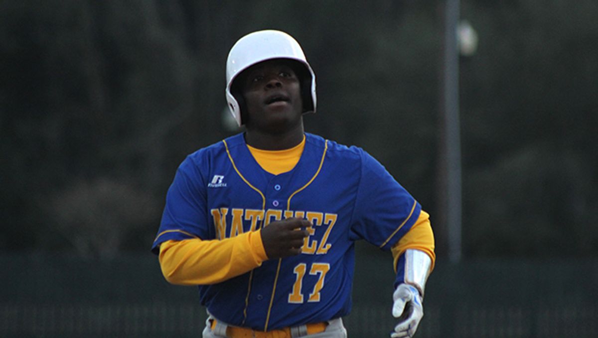 Neal scores game-winning run as Natchez High rallies to beat O'Bannon