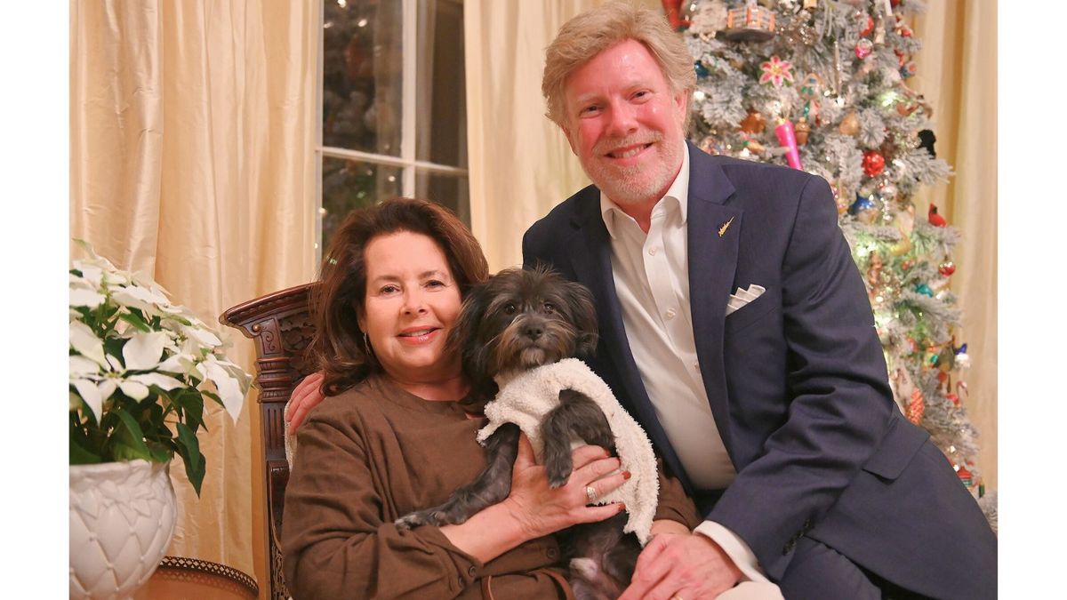 Rescued puppy becomes mayor's early Christmas present
