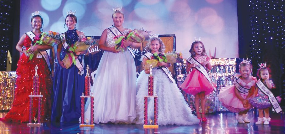 Selma pageant crowns winners