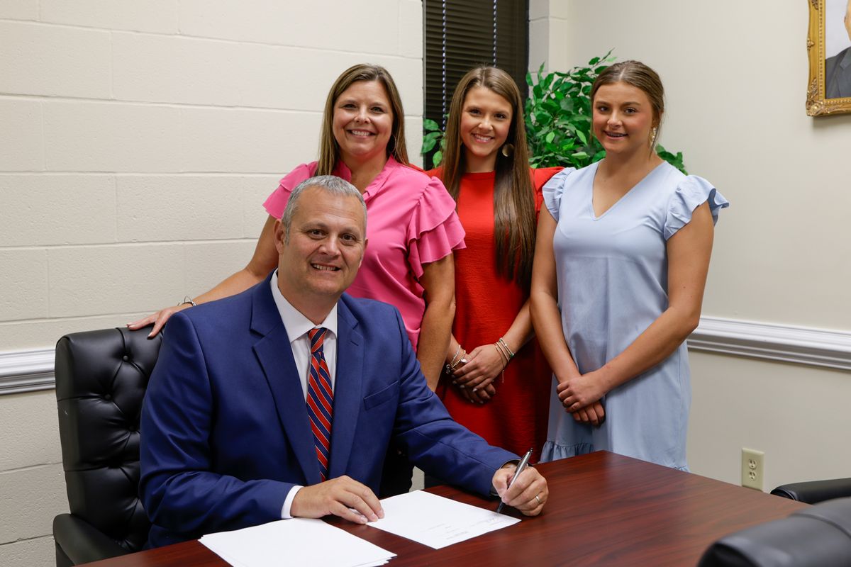 New superintendent is no stranger to Johnston County Public Schools