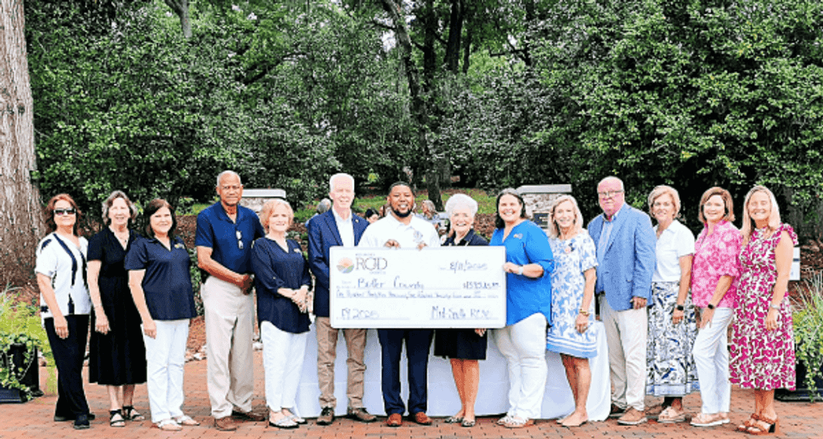 Ribbon cutting marks Beeland Park project milestone