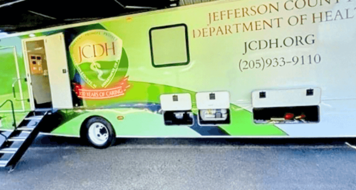 Mobile medical unit provides health services