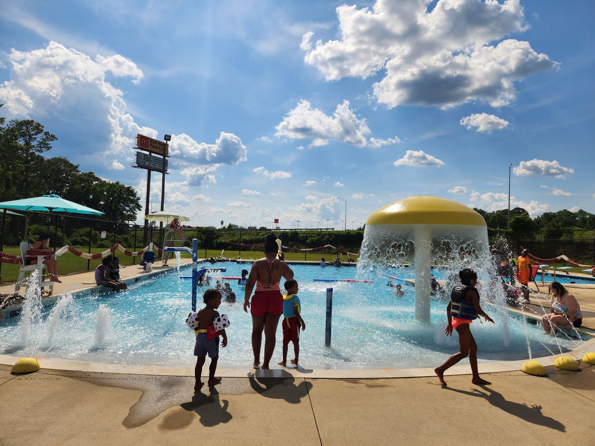 Greenville re-opens pool, offers swimming lessons