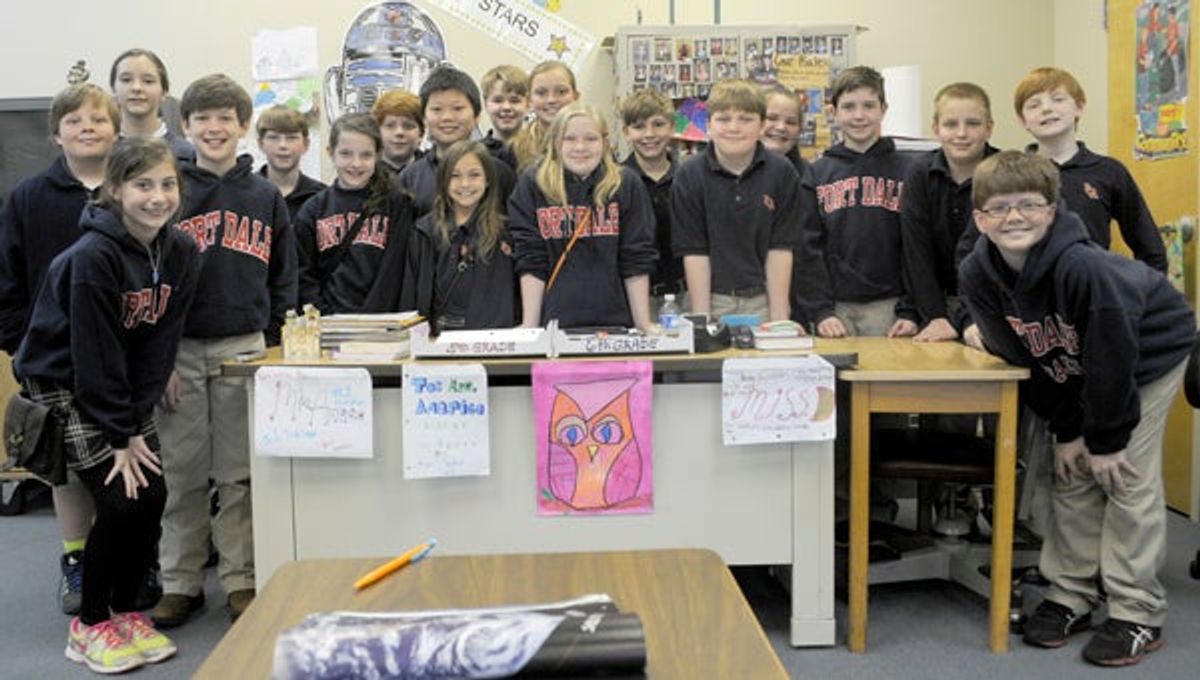 Student's pen pal project connects generations
