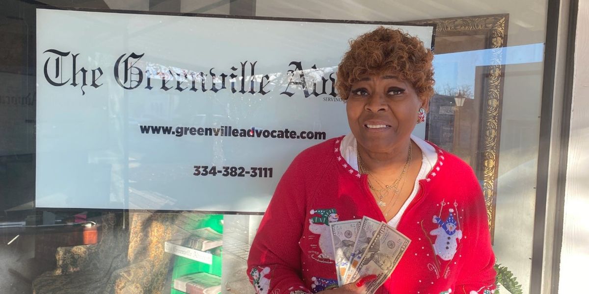 Sharon Smith wins Great Elf Hunt
