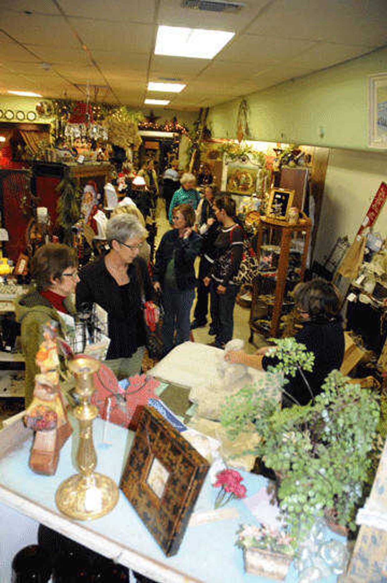 Downtown merchants see black on Friday