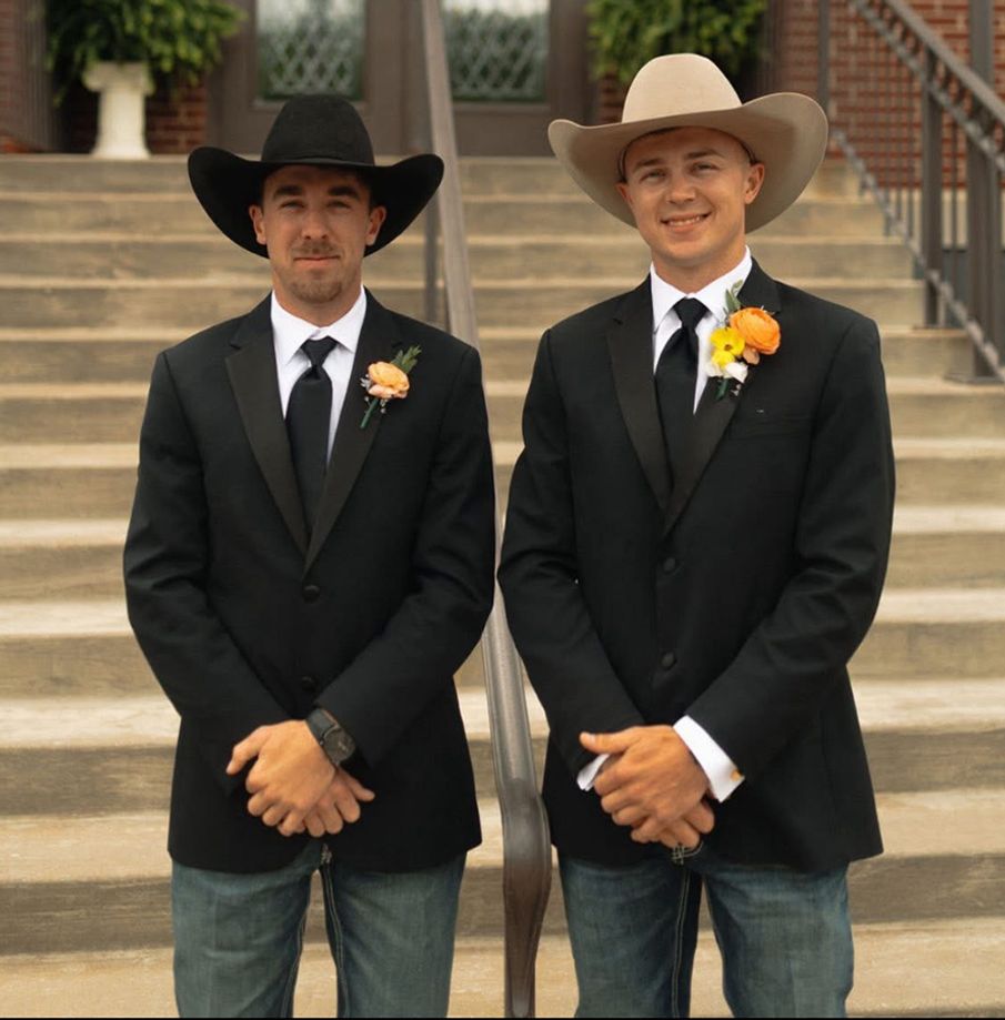 Brotherly love on the rodeo circuit