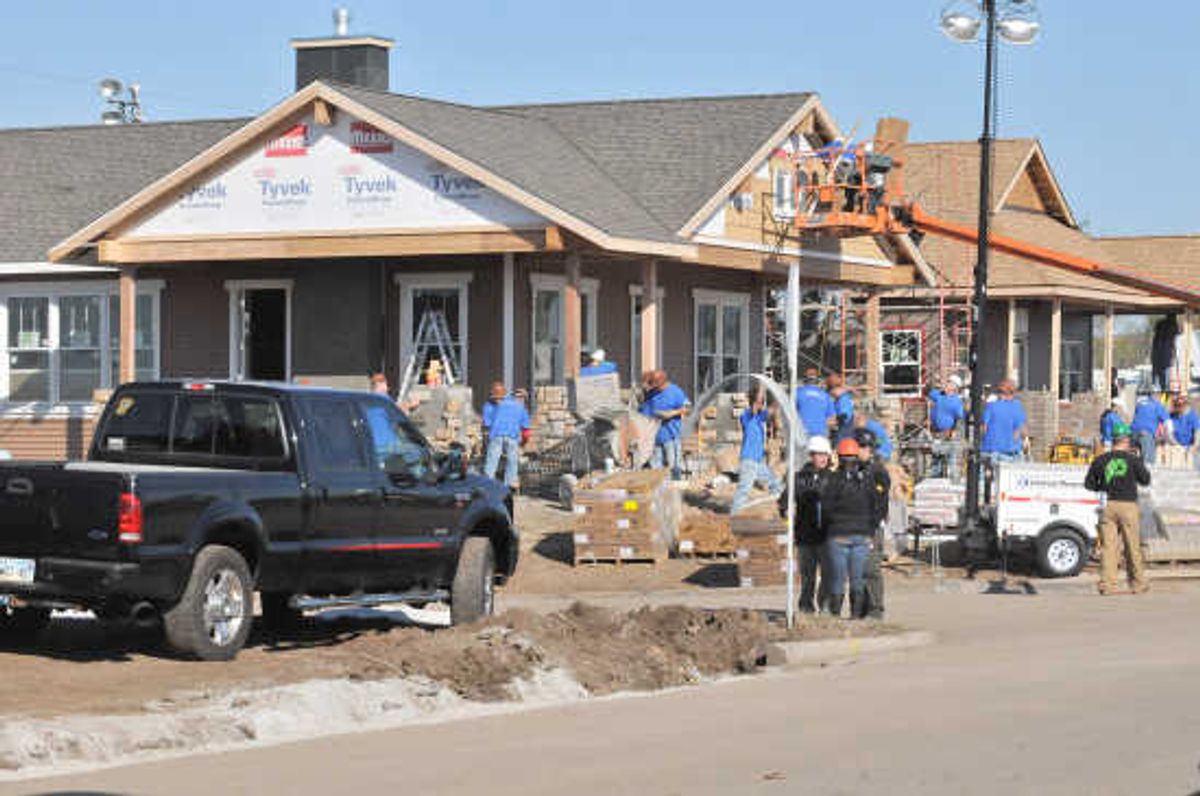 Fort Scott native has 'big role' in Joplin Extreme Makeover:...