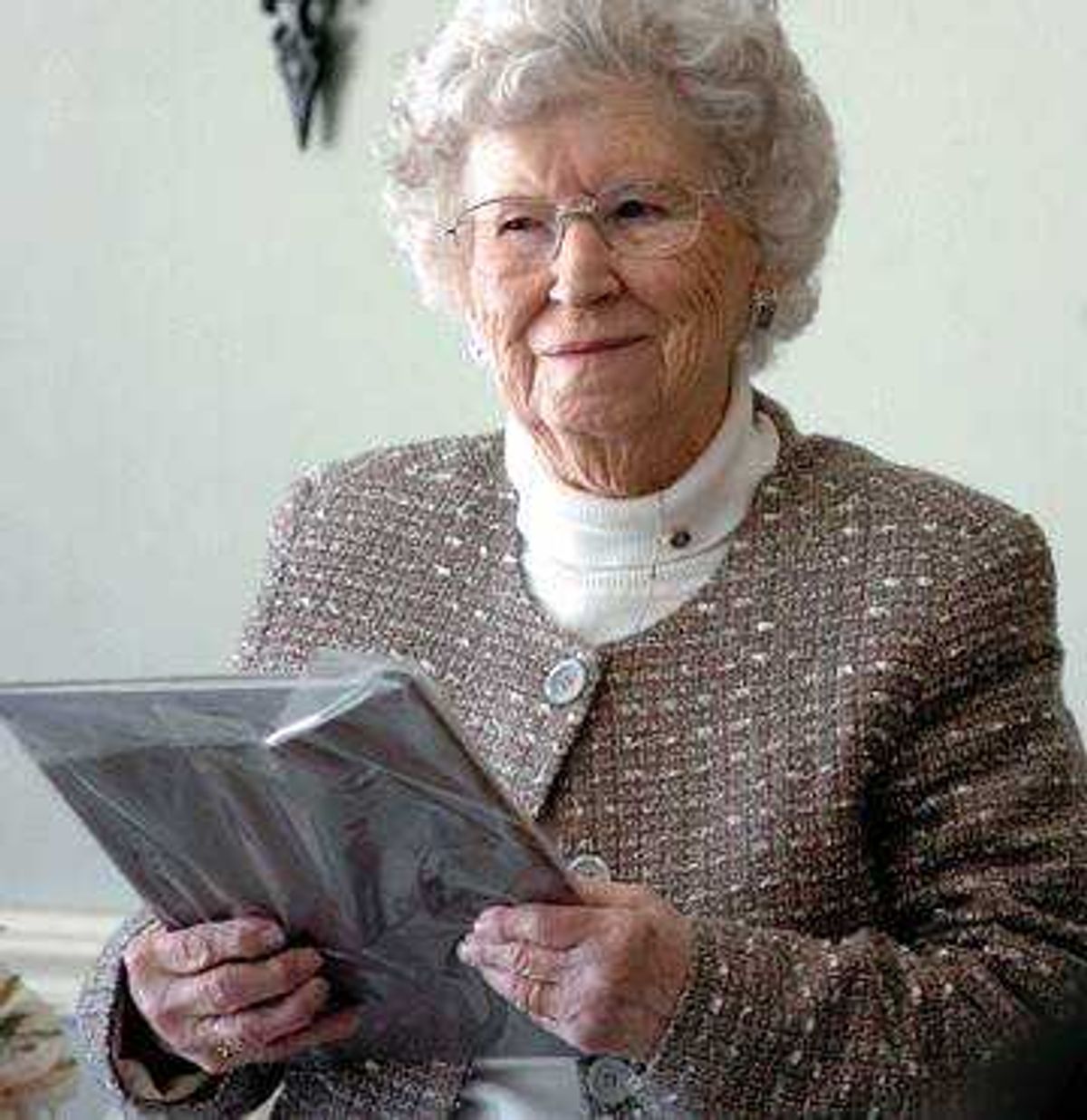 Fort Scott local Doris Jones honored on 90th birthday