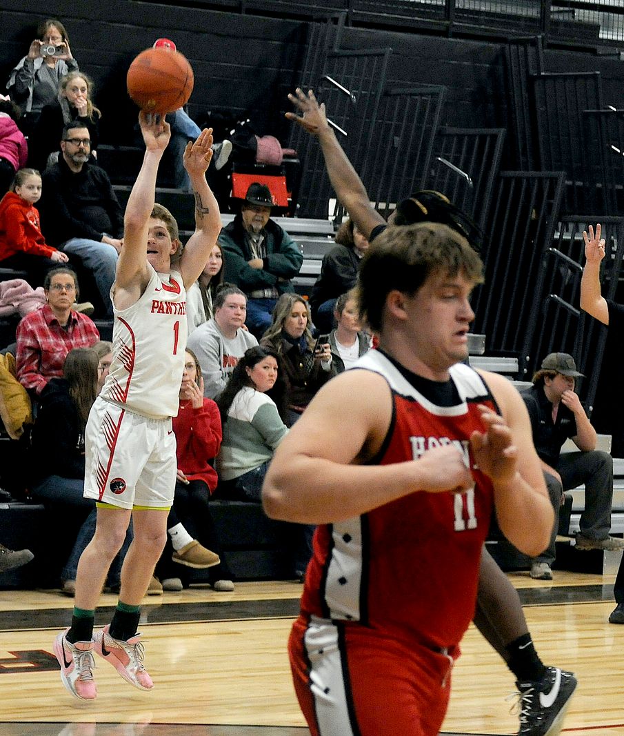 Meadow Heights boys earn home win over Crystal City