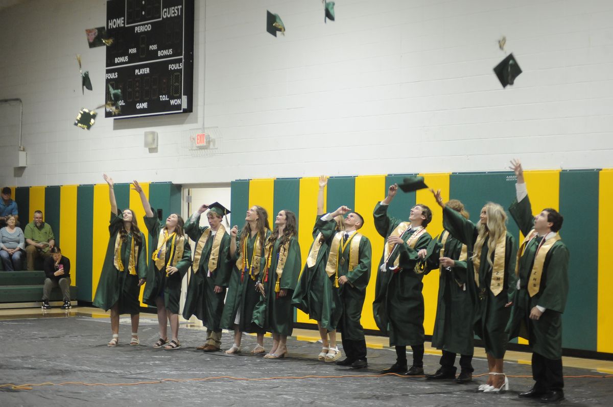 2025 commencement: 11 graduate from Zalma