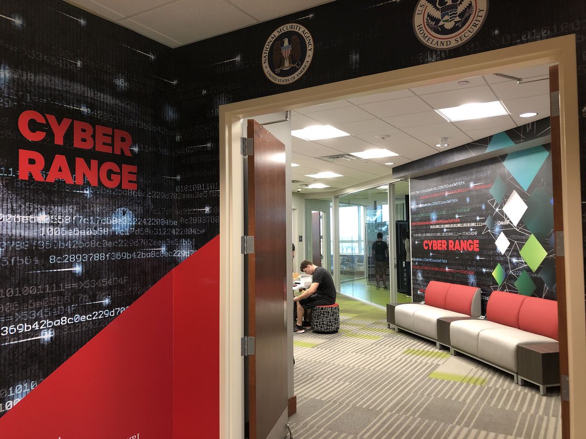 SEMO's cyber command center: A game changer for cybersecurity educatio...