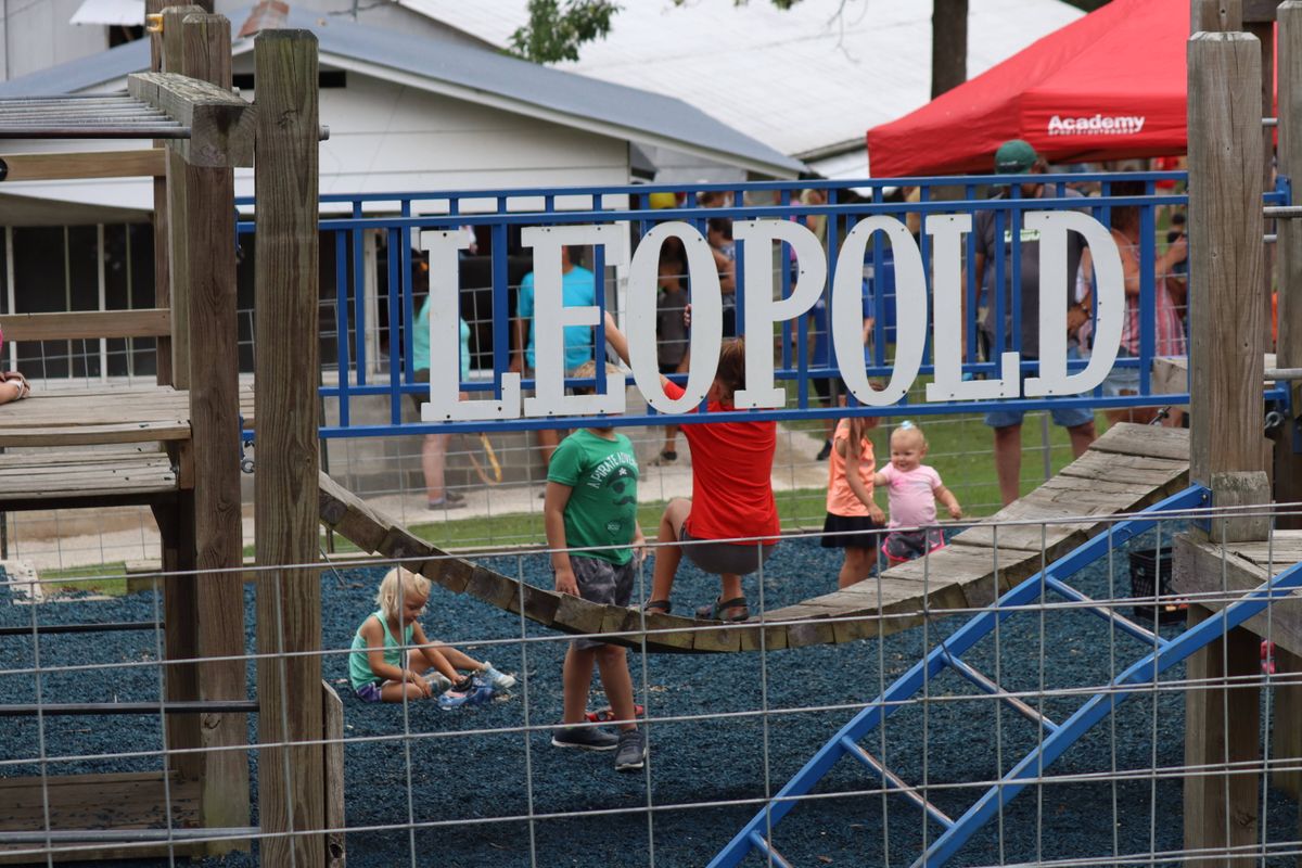 Leopold school lunch menu, March 17-28