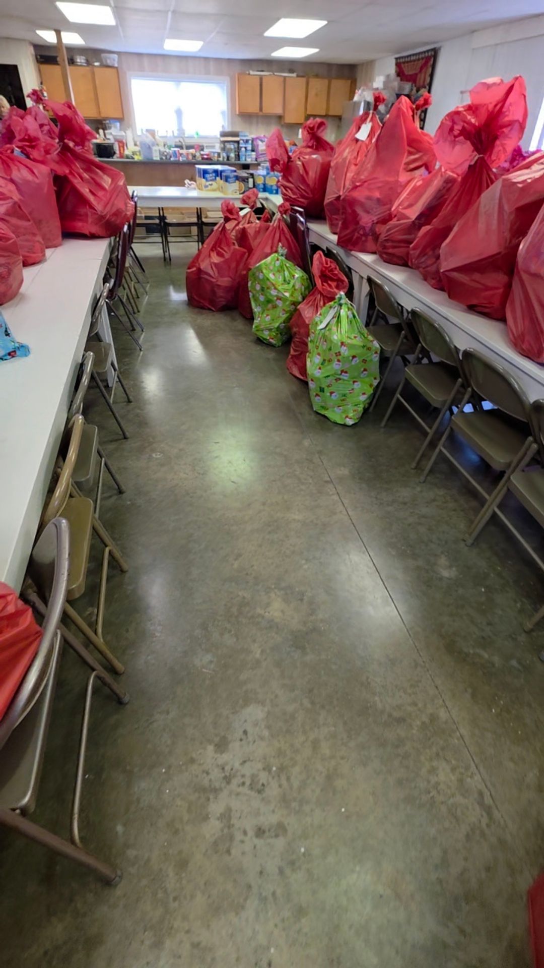 Community helps those in need through 'The Christmas Blessing Tree'