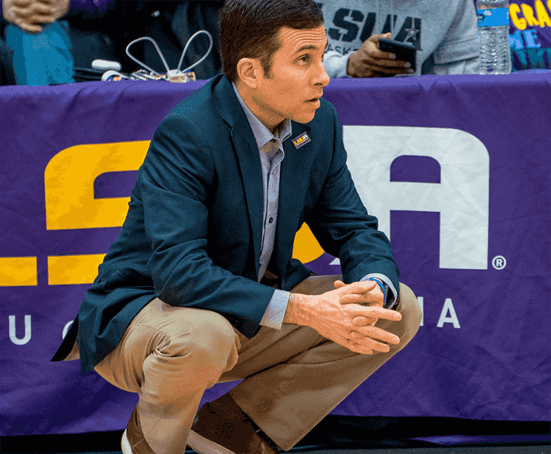 Troy Basketball hires former NAIA National Coach of the Year