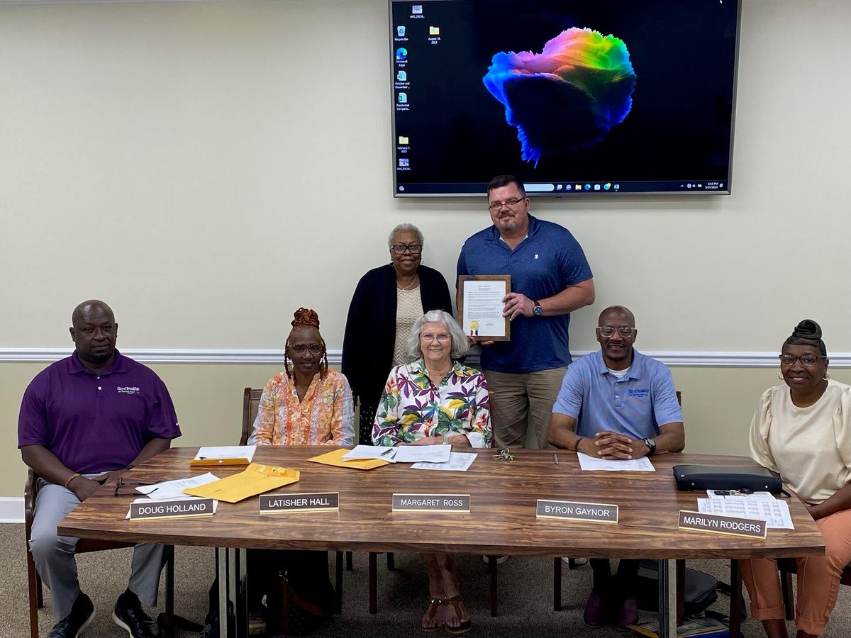Brundidge mayor proclaims May as Mental Health Month