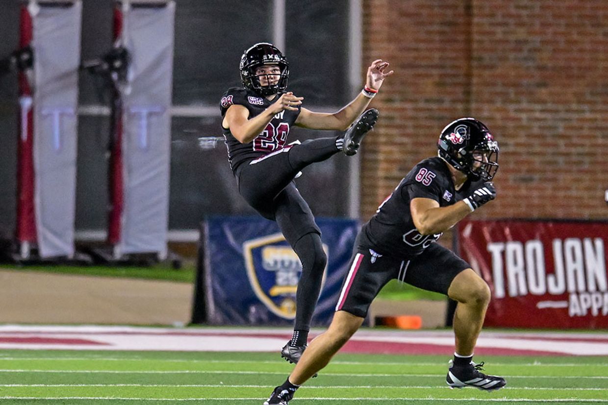 Troy punter Evan Crenshaw named finalist for Ray Guy Award