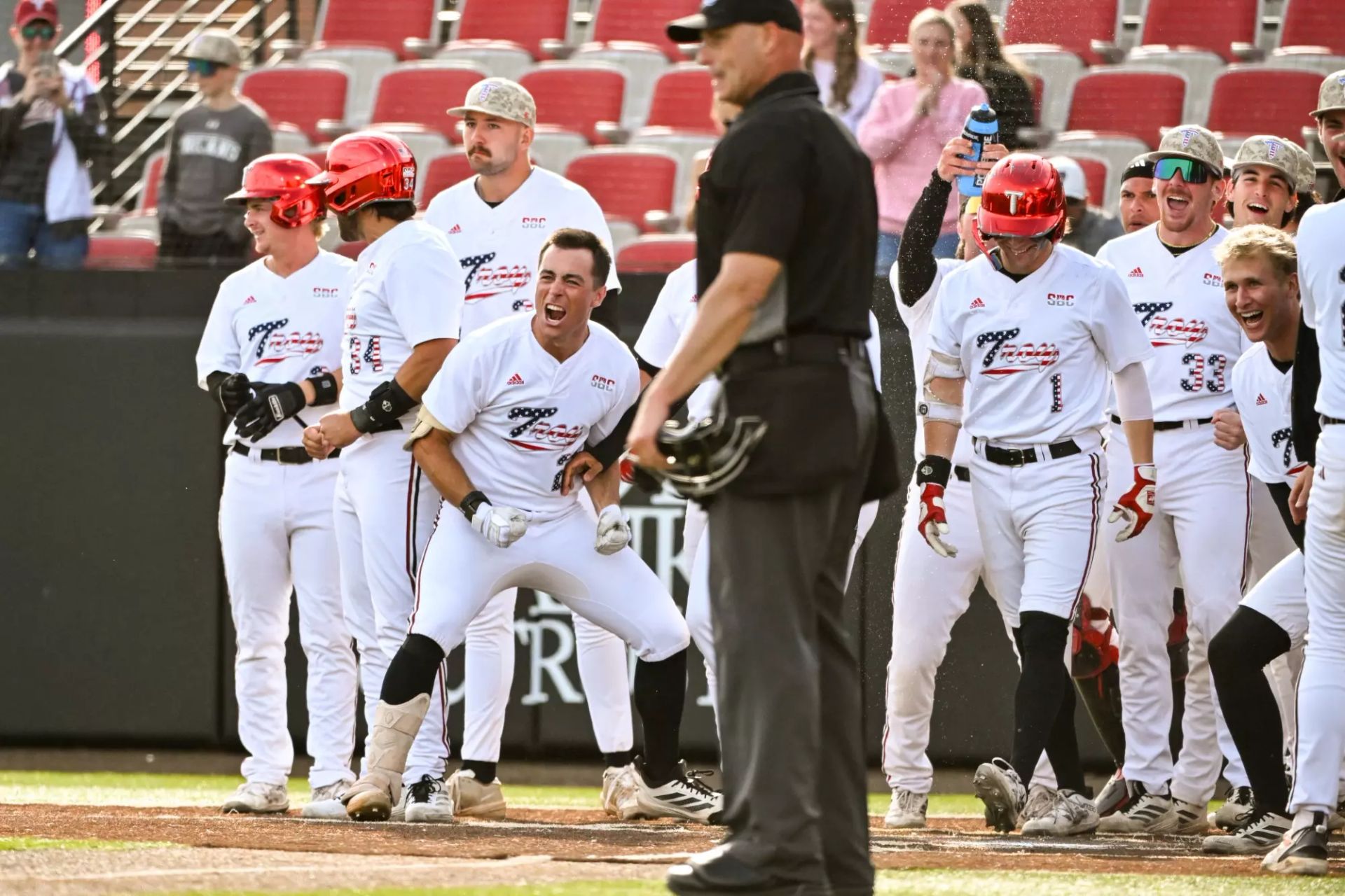 Troy Baseball secures series win in exciting fashion