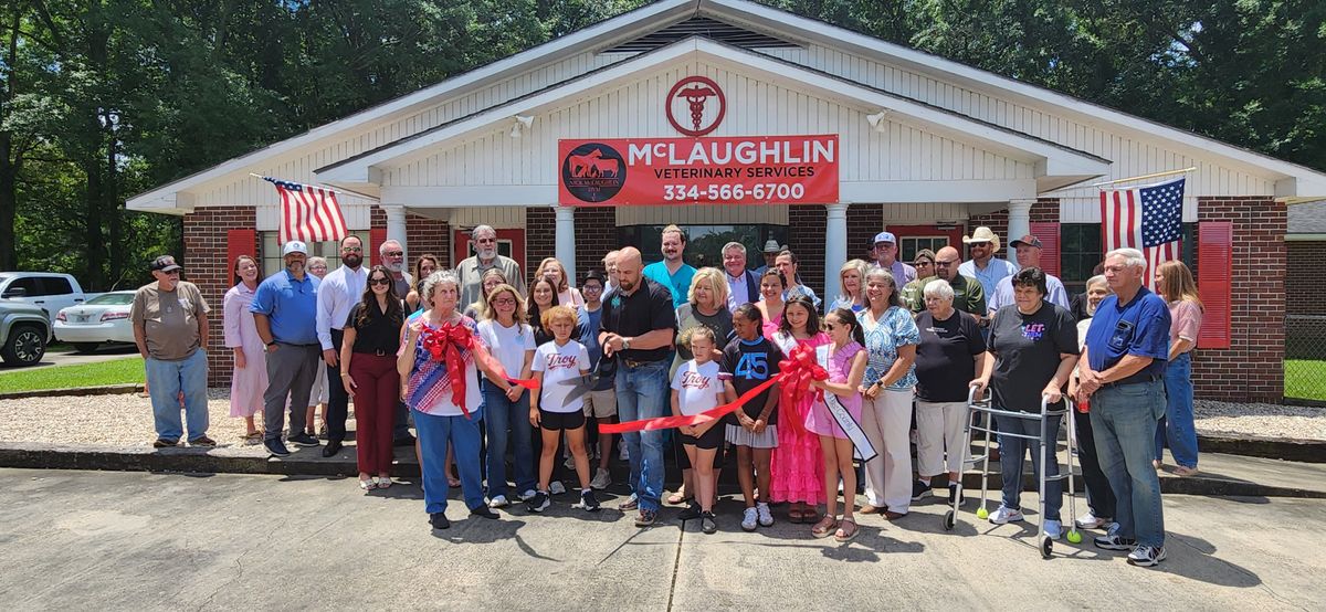 McLaughlin Veterinary Services holds ribbon cutting
