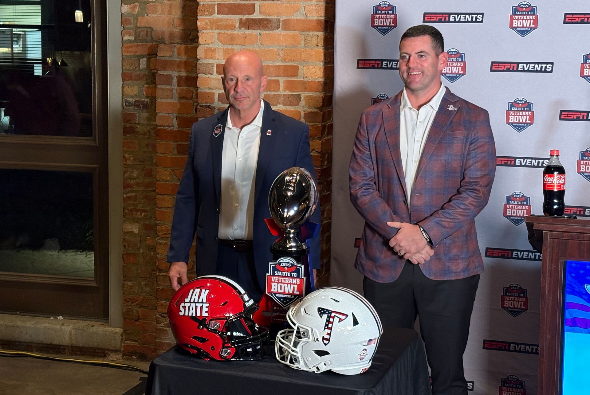 Salute to Veterans Bowl Preview: Trojans vs. Jax State, Kell...