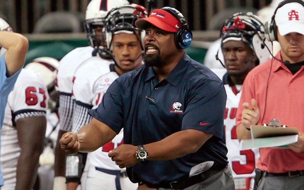 Troy hires new cornerbacks coach