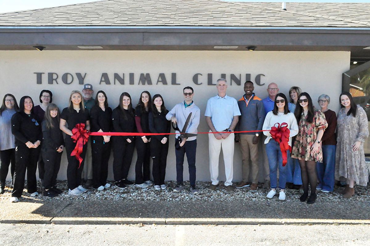 Ribbon cutting marks growth at Troy Animal Clinic with new k...