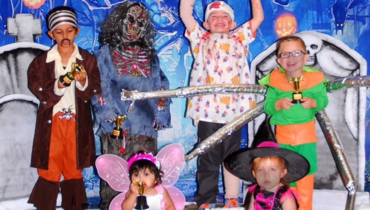 Costume contest winners
