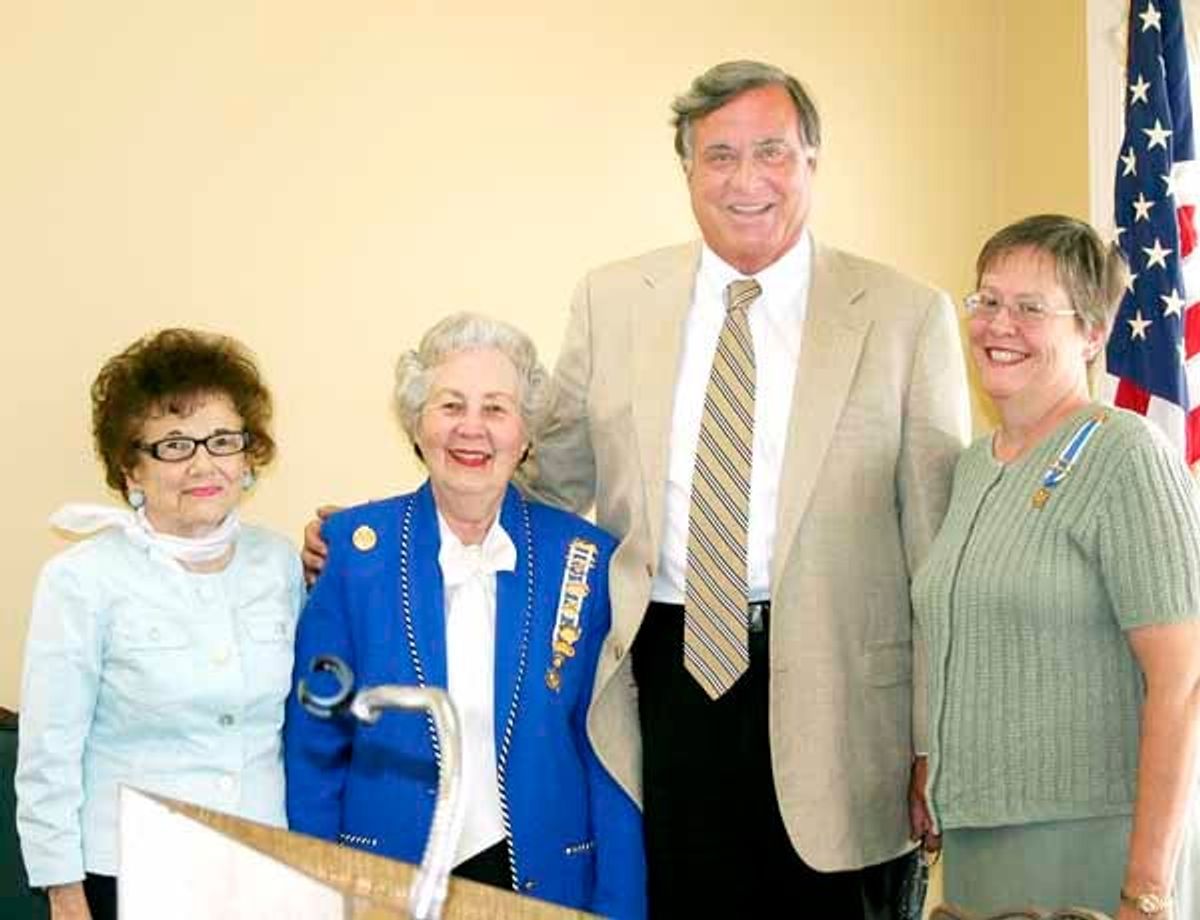Oliver Wiley Chapter DAR celebrates Constitution Week