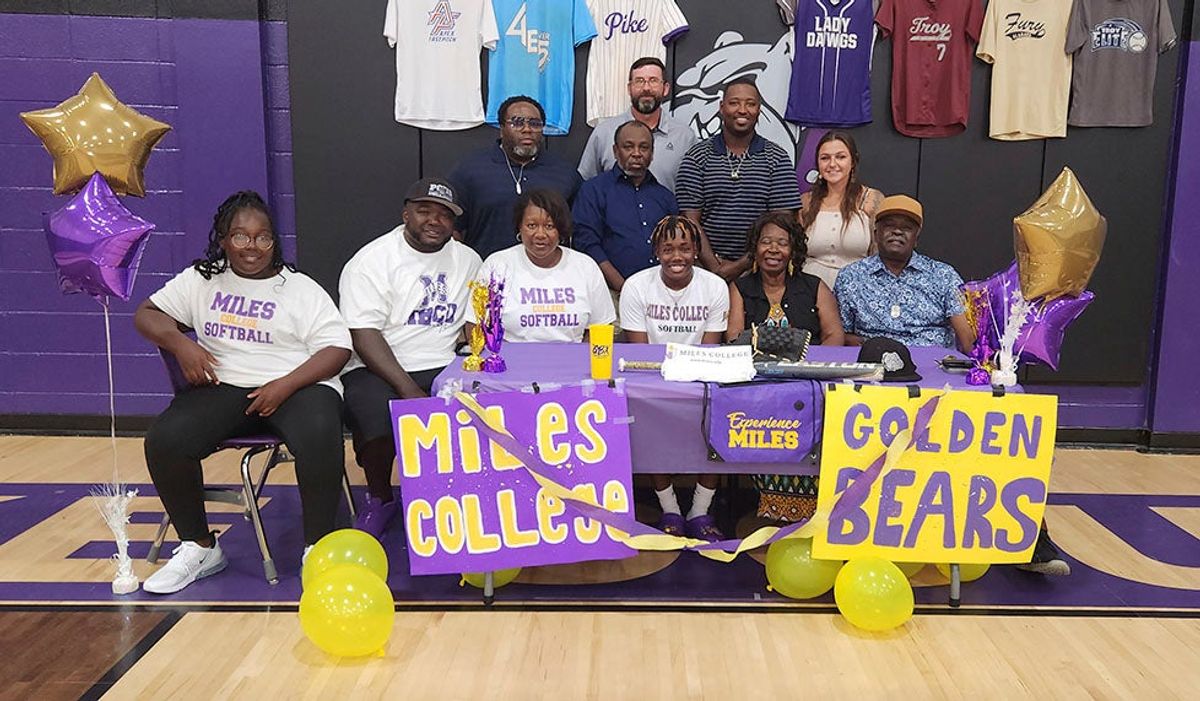 Pike County's Auriel Moultry signs with Miles College