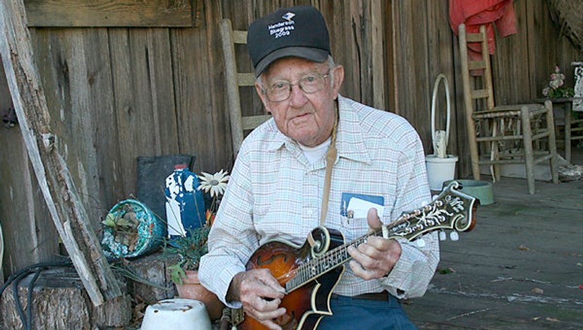 "Last Pickin" to honor Henderson's Rex Locklar